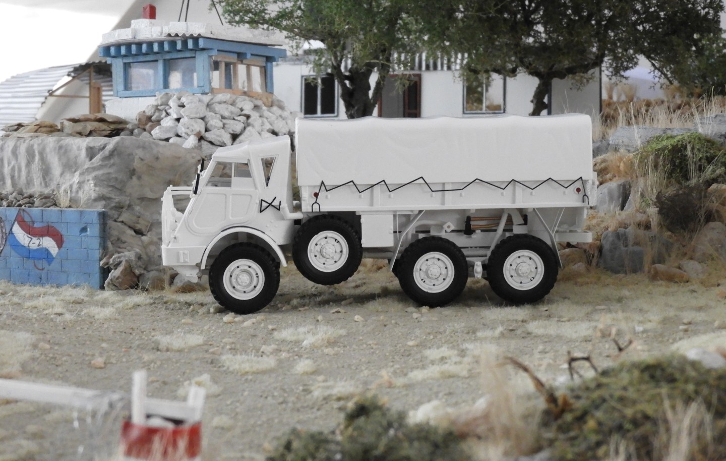 DAF YA-328, pag. 01 – UNIFIL DIORAMA